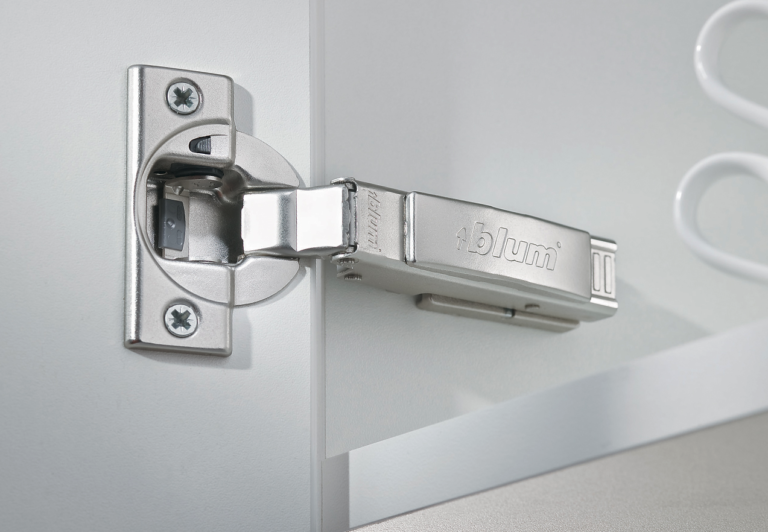 BLUM 71B9550 Soft Close 95° Overlay Hinge - Debonair Joinery Products